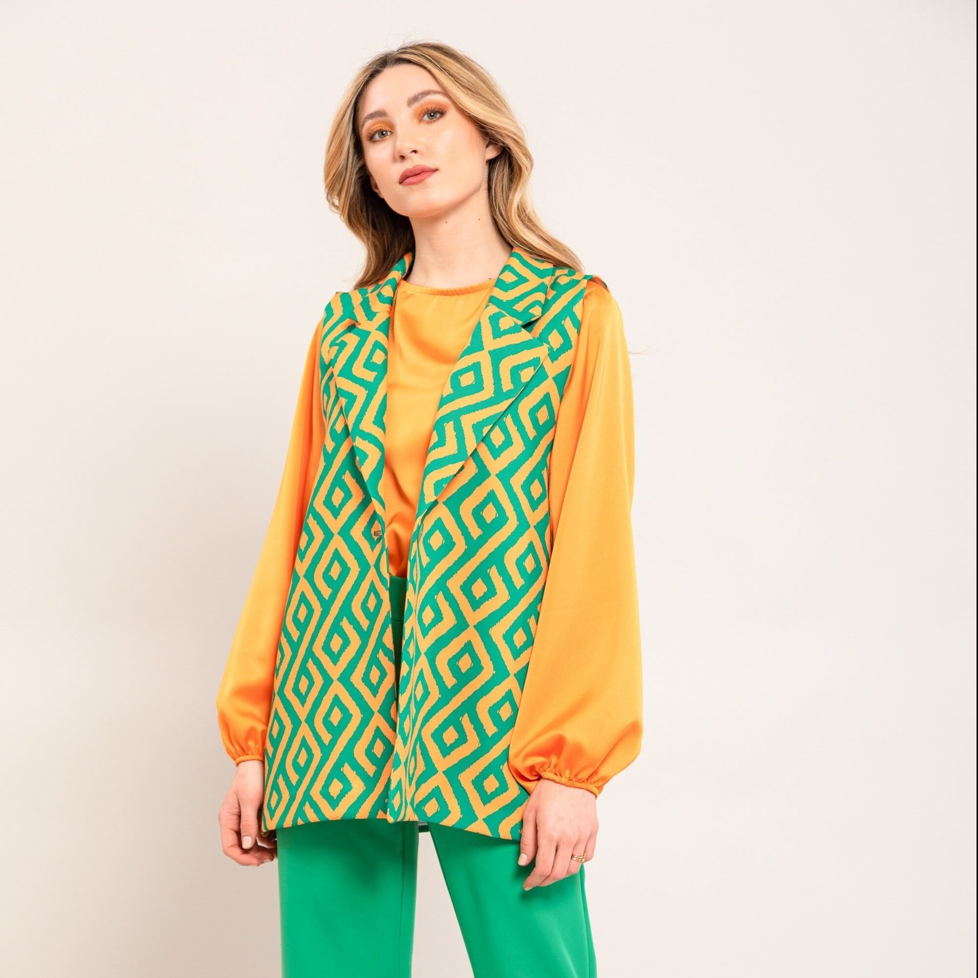 Buy wholesale Oversized fantasy vest - BEIGE