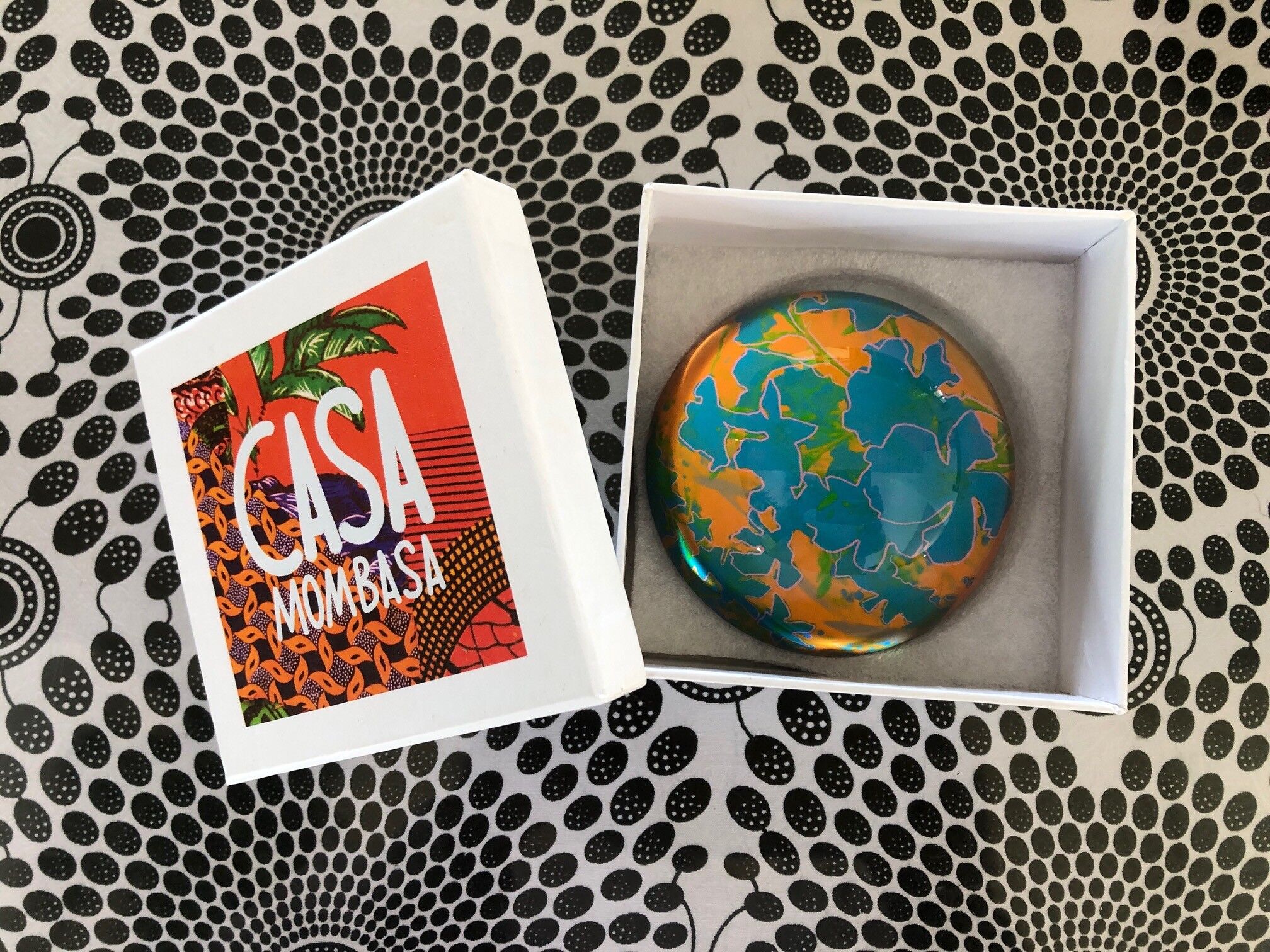 Buy wholesale FLOWERS PAPERWEIGHT