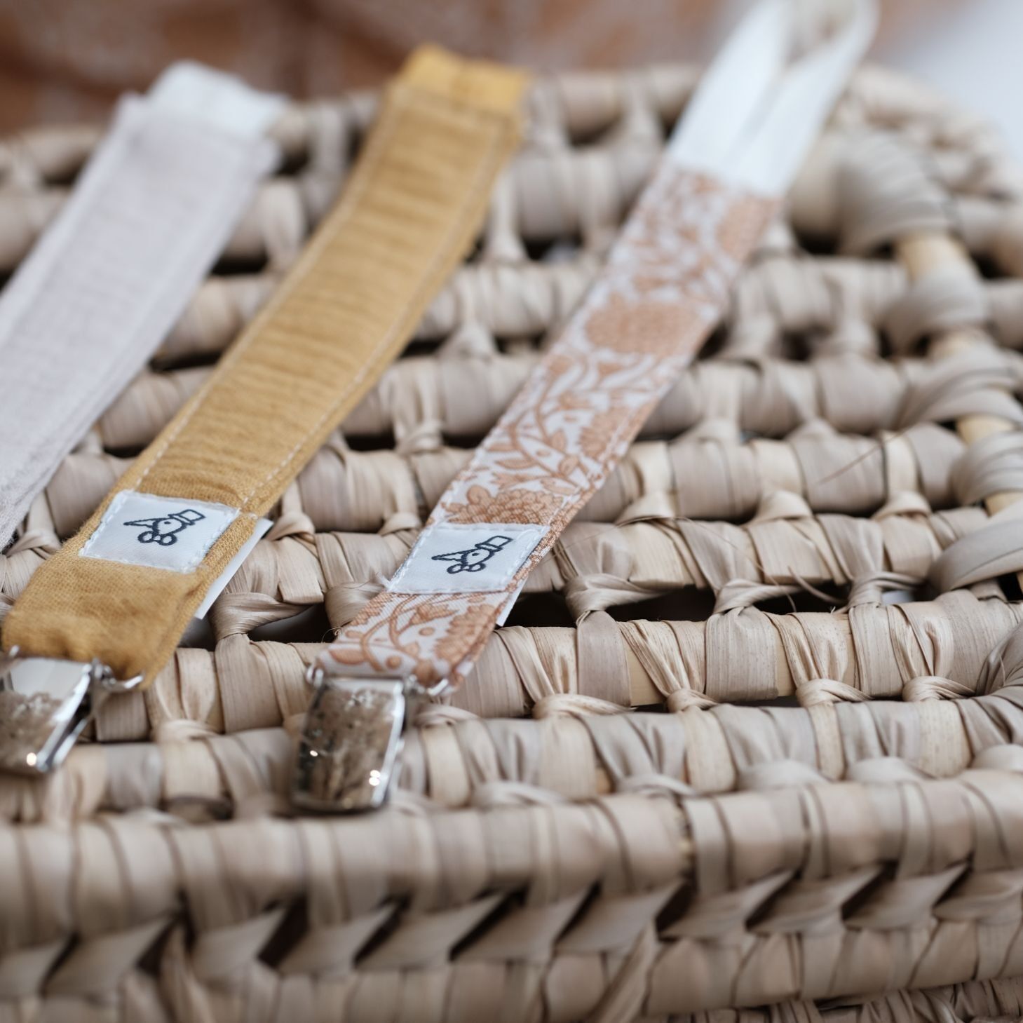 Buy wholesale MILO CAMEL PACIFIER ATTACHMENT