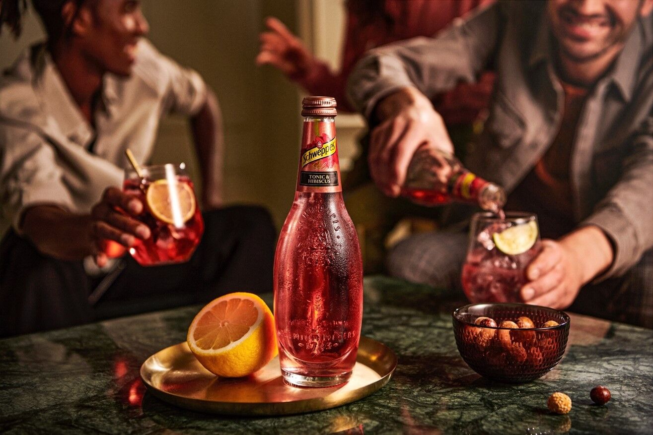Buy wholesale Schweppes Selection Hibiscus, 45cl
