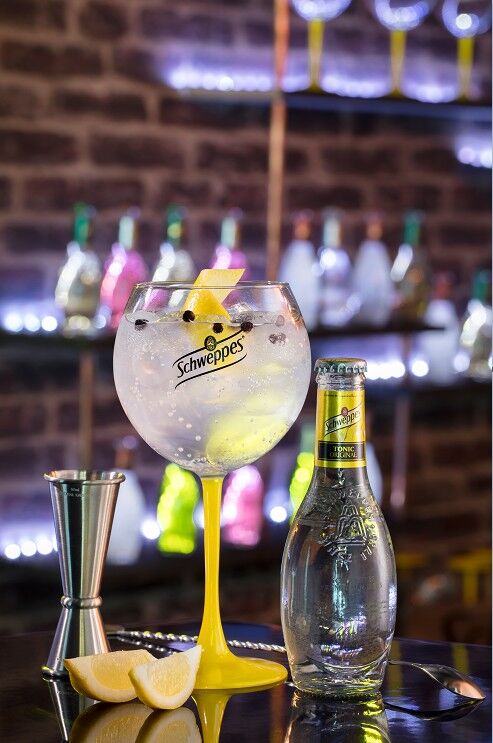 Buy wholesale Schweppes Selection Tonic, 4x20cl