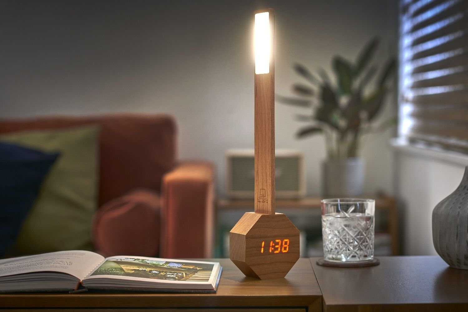 Compra Octagon One Plus Portable Alarm Clock Desk Light natural cherry ...