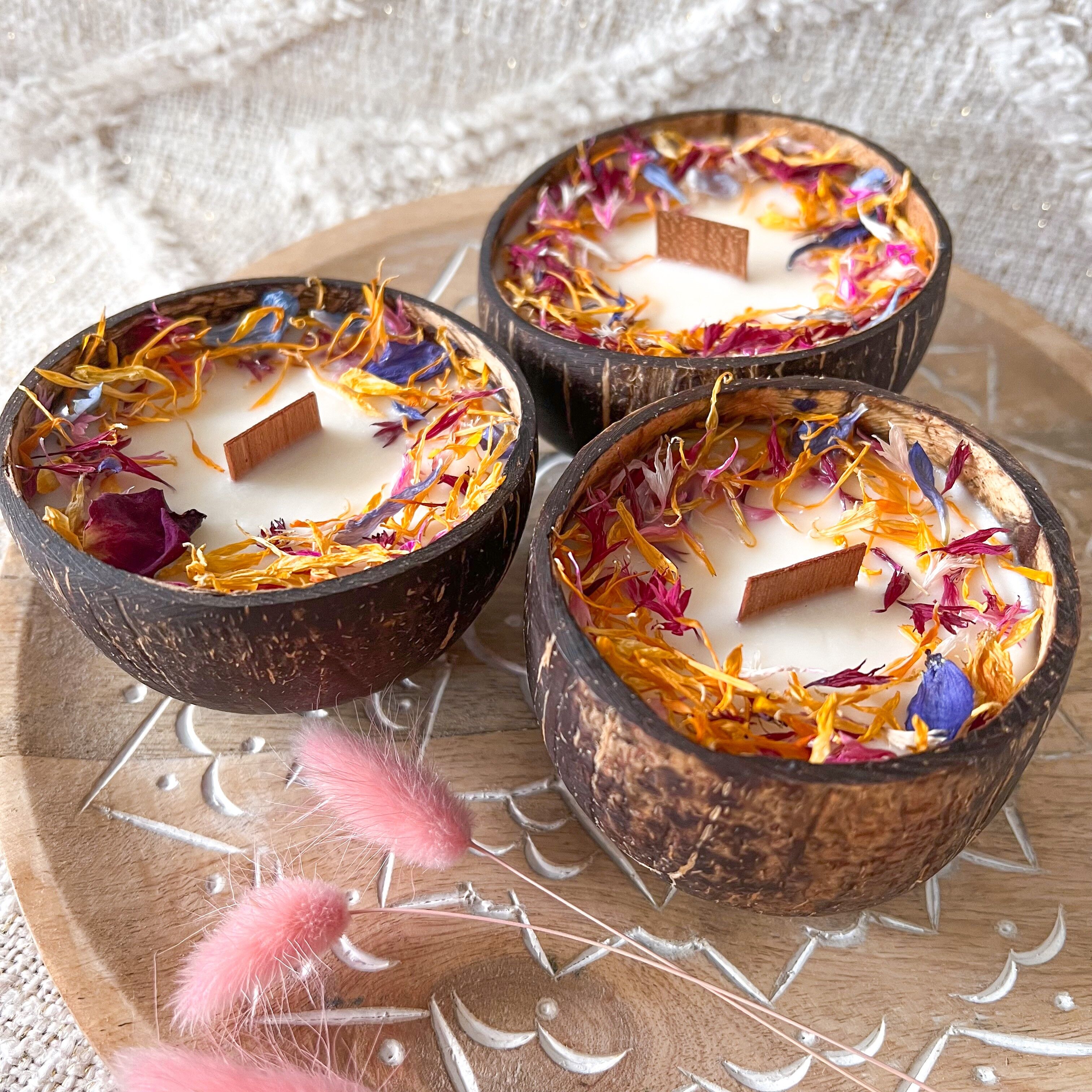 Achat Bougie noix de coco & fleurs colorées senteur Fruit de la passion ...