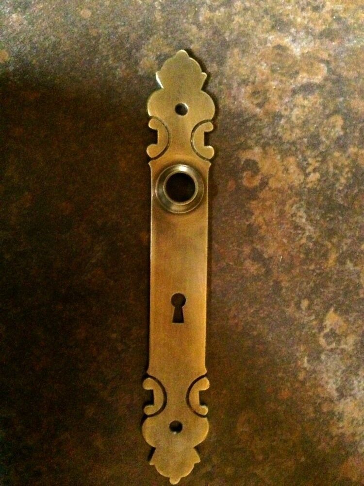 Achat Bouclier long Kotten en laiton patiné, ferrures de porte ...