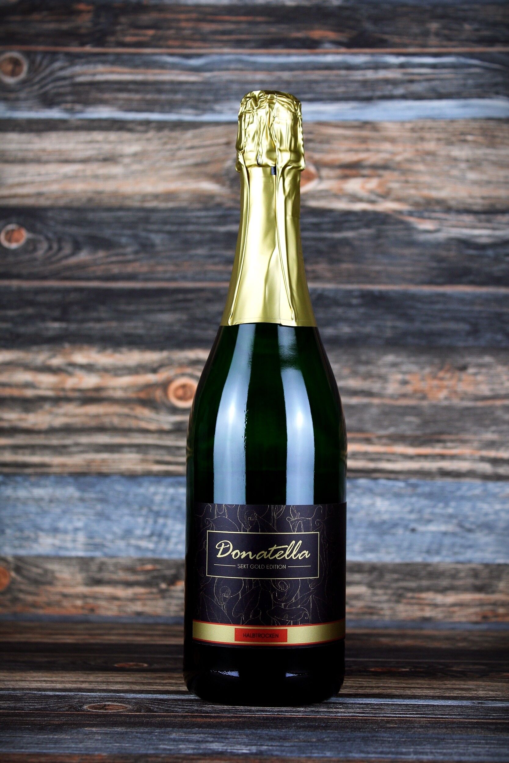 Kaufen Sie Donatella Sekt Gold - Halbtrocken 0,75l - 12% Vol. zu ...
