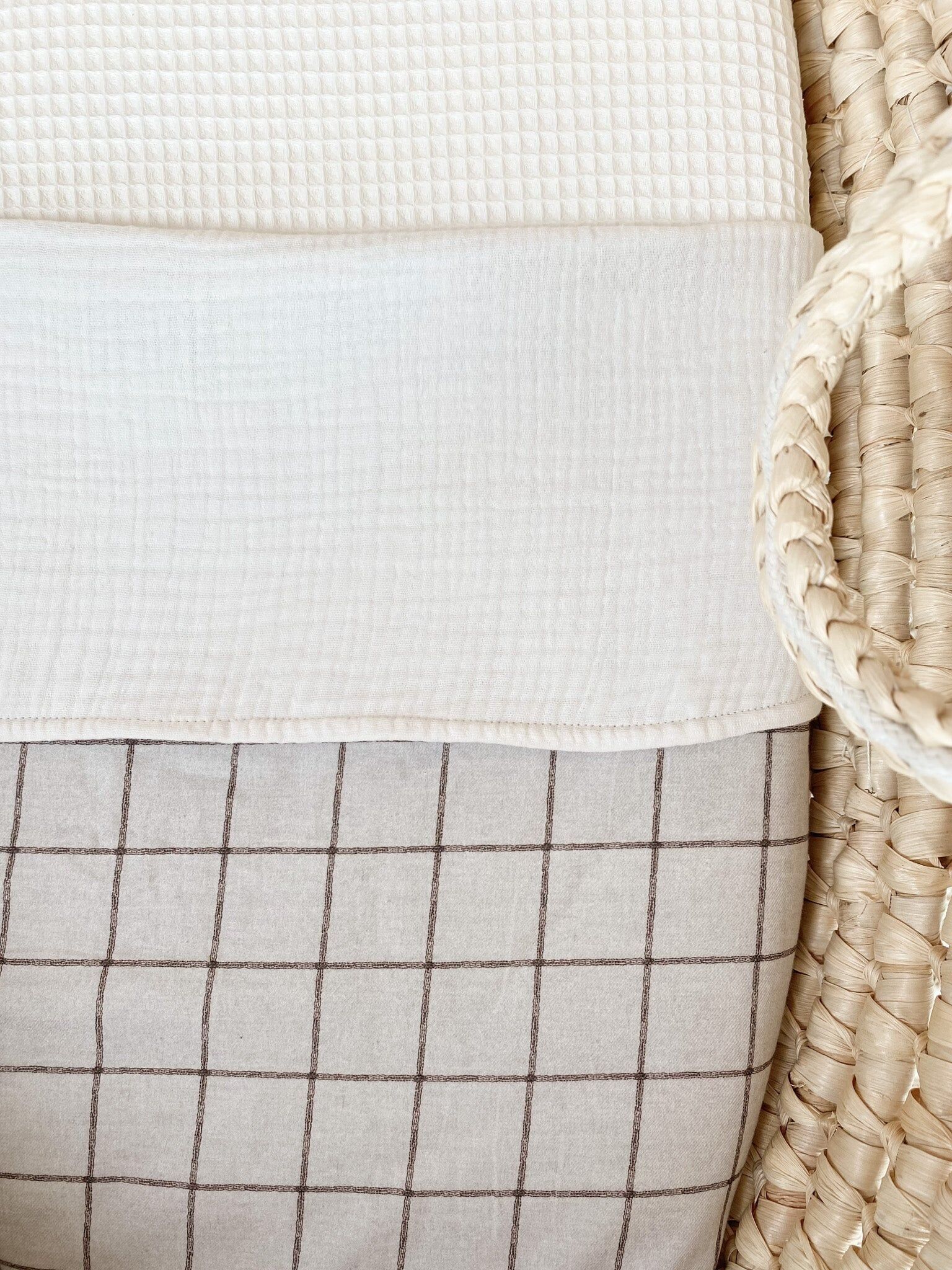 Buy wholesale Muslin blanket / pastel plaid - blue