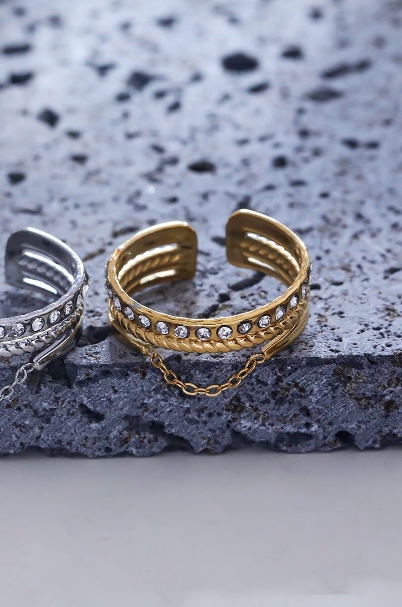 Buy wholesale Gold line ring with chain