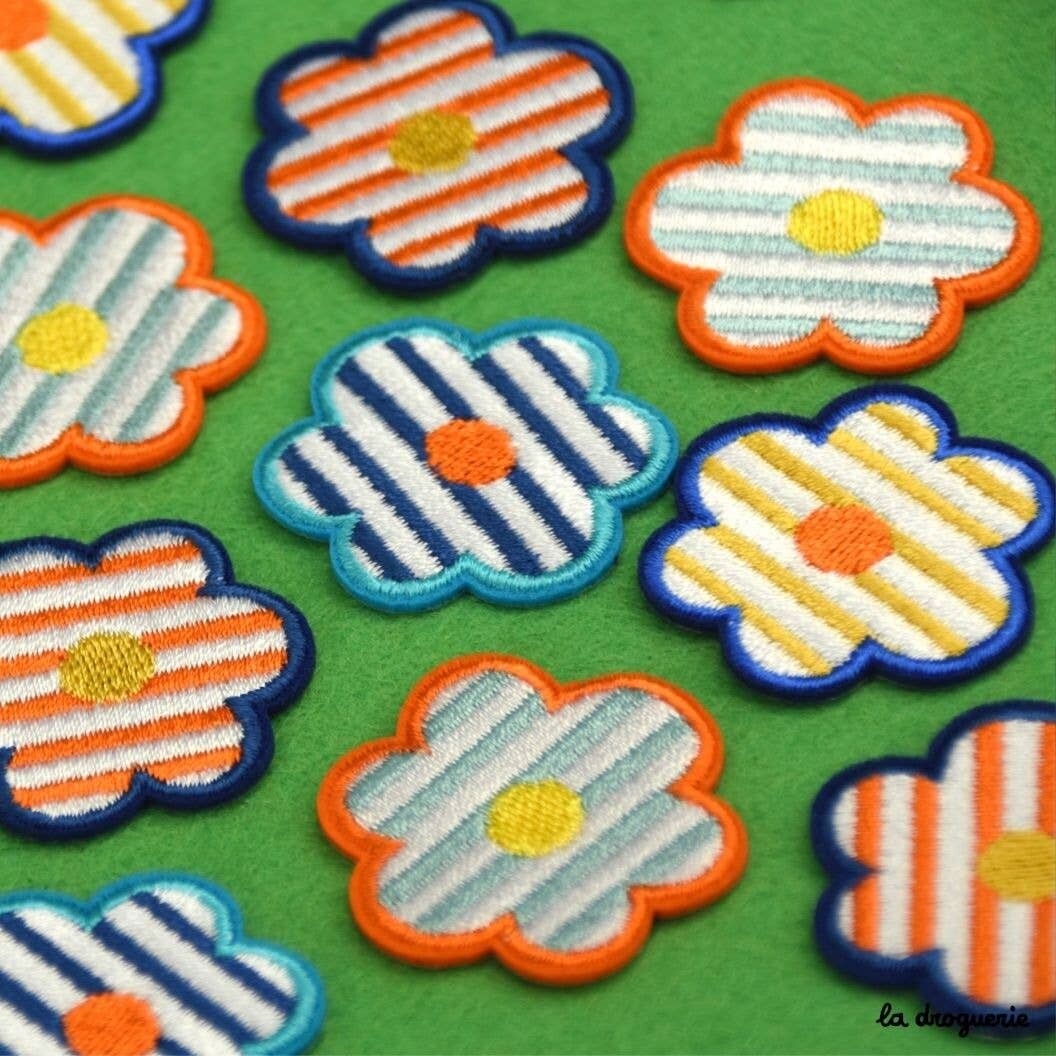 Buy wholesale “Good vibrations flower” patch 34 mm