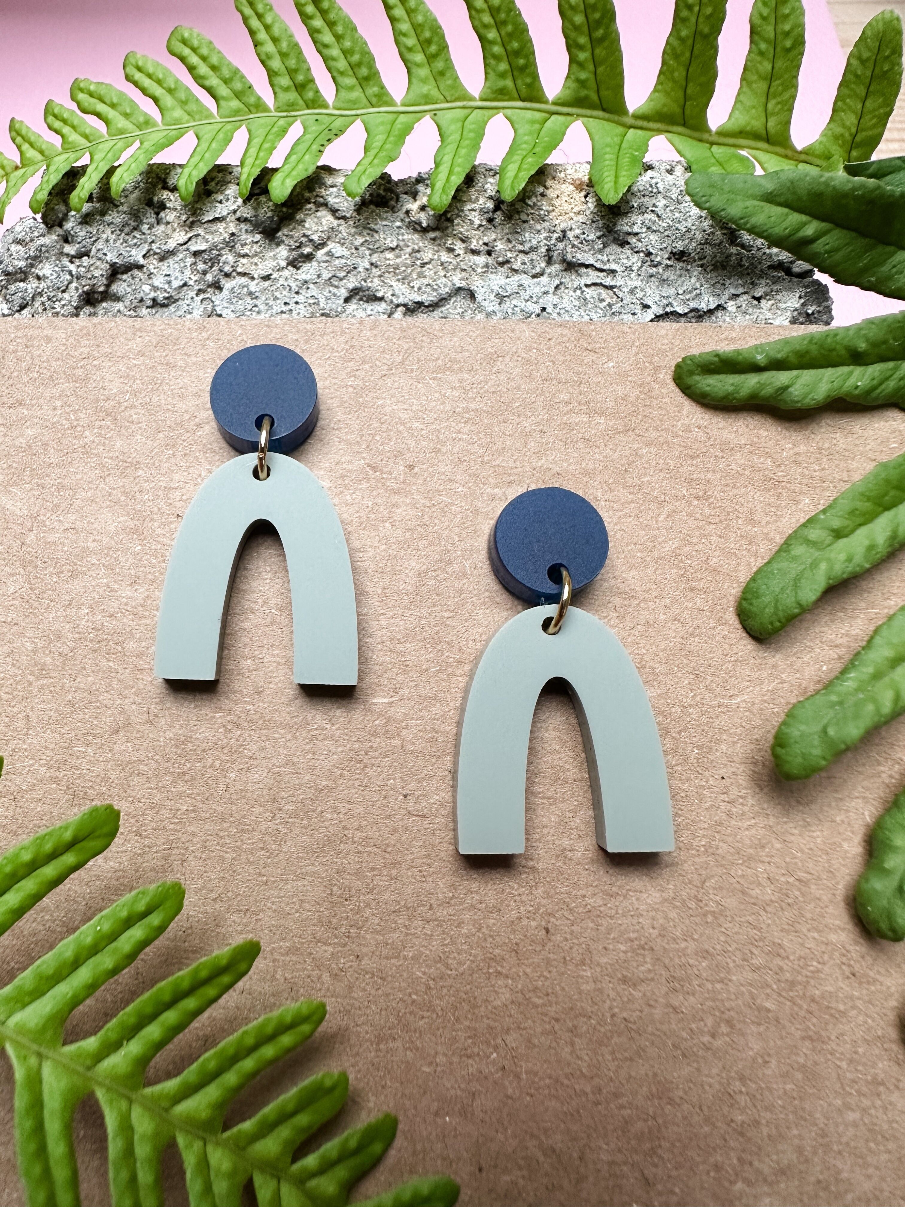 Buy wholesale ARCHIE Sage/Midnight Blue - Acrylic earrings