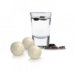 Achat Bon Bon avec un cœur de Sambuca liquide enrobé de chocolat blanc ...