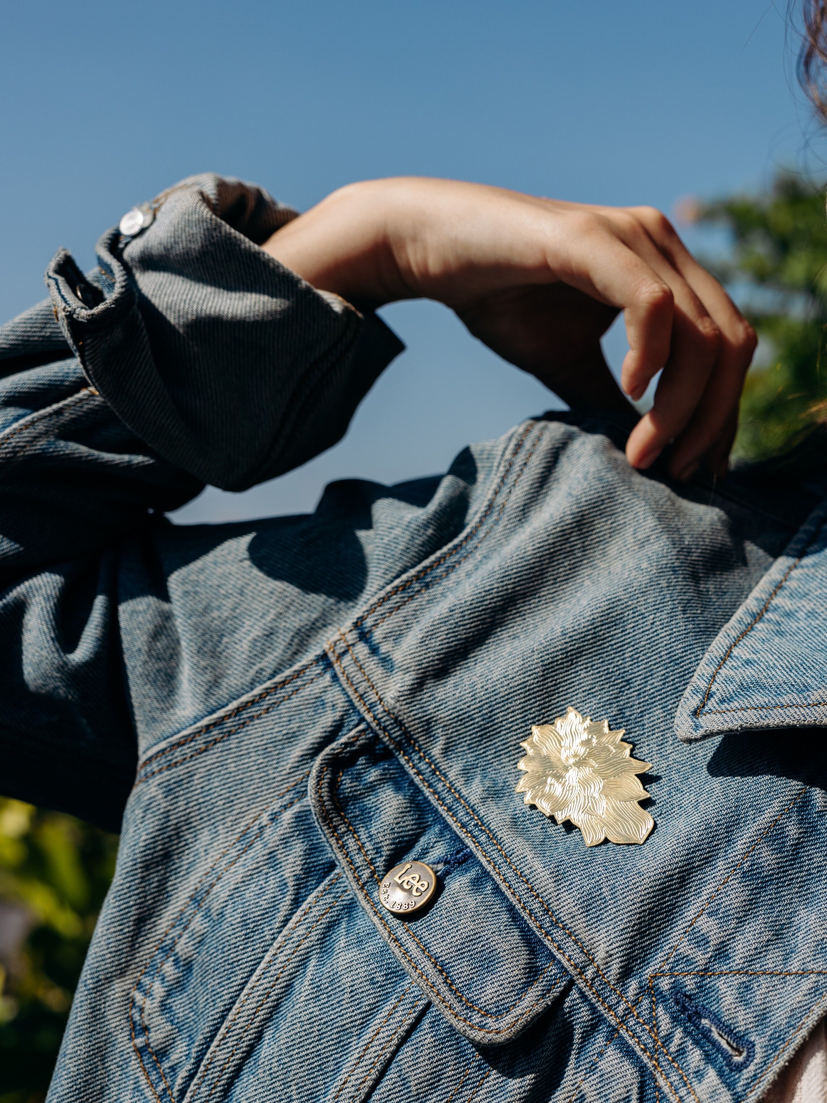 Achat Broche Fleur x Atelier Mouti en gros